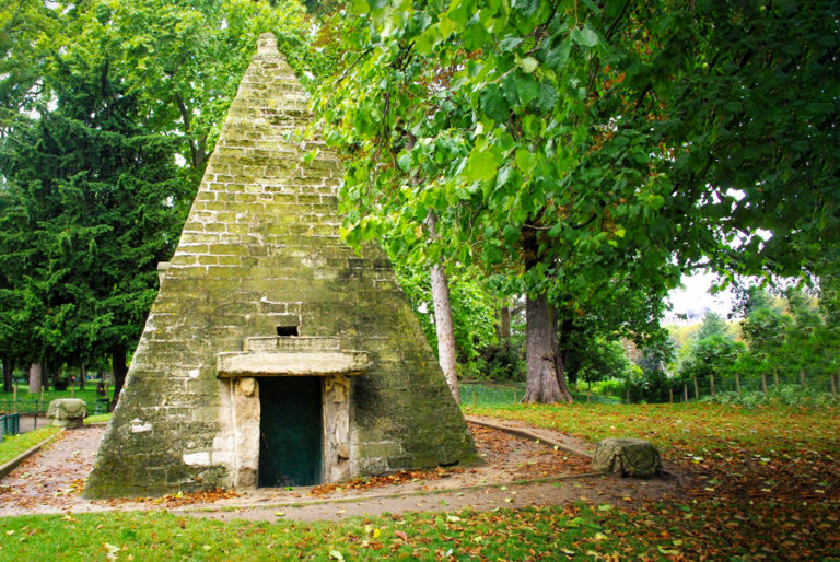 Les 7 folies de Mad Jack Fuller à Brightling - Destination Angleterre